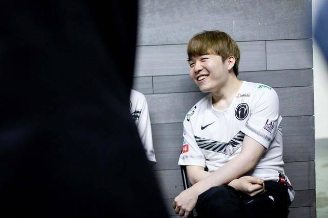 LPL第一中单的自信？Rookie谈世界赛：没有观众就不想去了-小米游戏中心